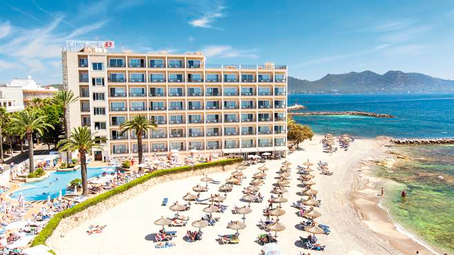 Hotel Levante Park (La Luna), Majorca with TUI Gold